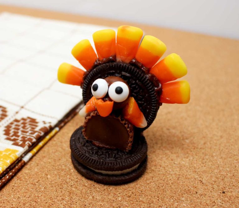 Candy Turkey Thanksgiving Table Favors | Welcome To Nana's