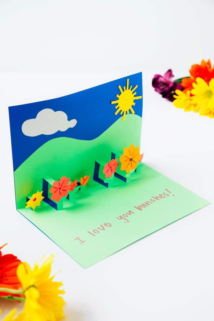 DIY Pop Up Card for Mom | Welcome To Nana's