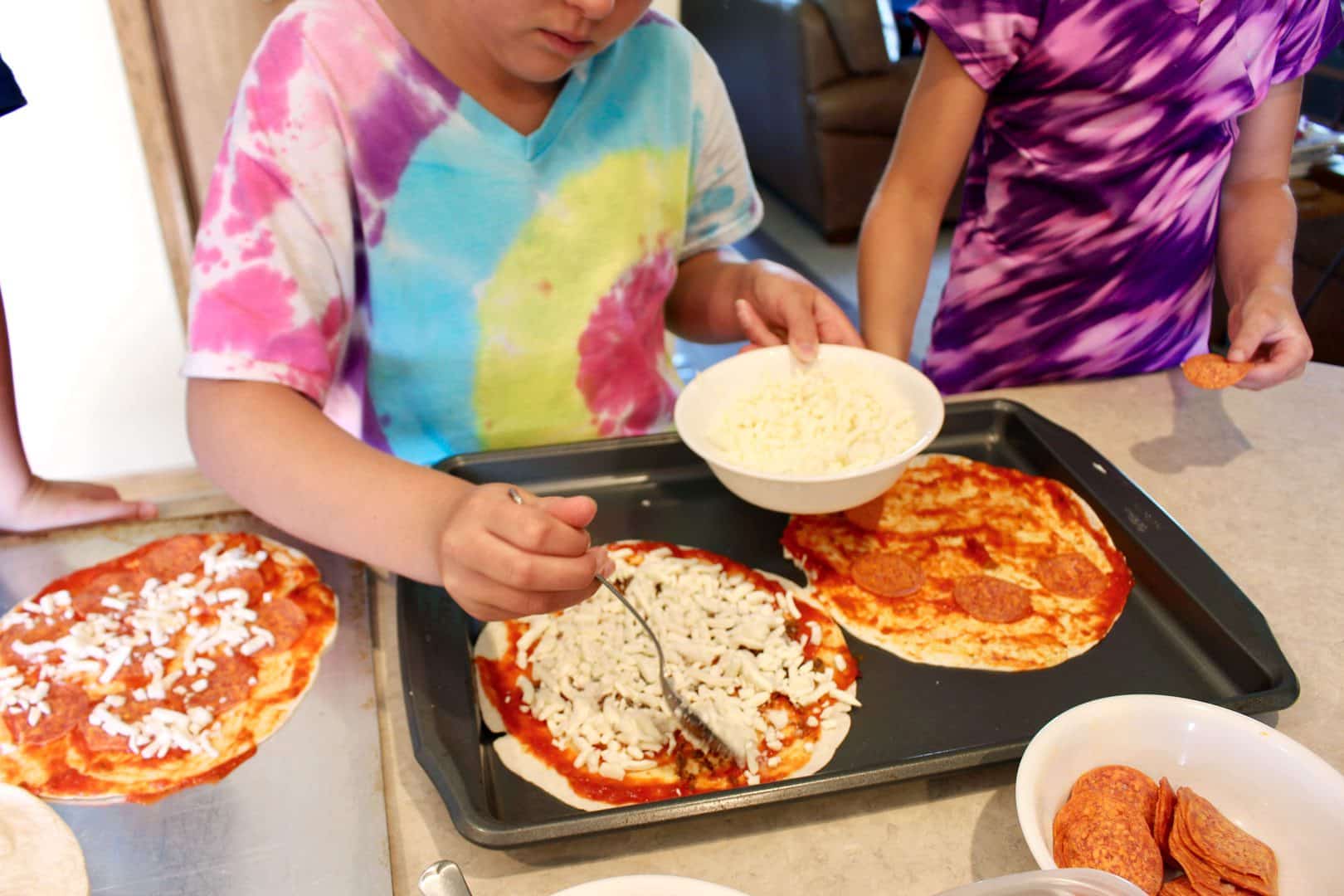 Easy Personal Pizza Recipe | Welcome To Nana's