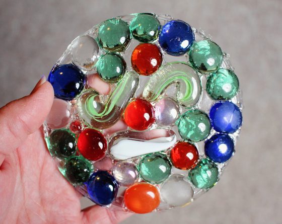 Easy Glass Pebble Christmas Ornament | Welcome To Nana's