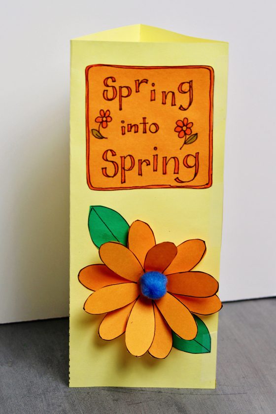 Cheerful Spring Tri-Fold Table Card | Welcome To Nana's