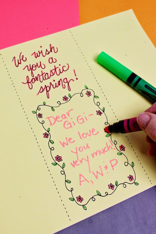 Cheerful Spring Tri-Fold Table Card | Welcome To Nana's