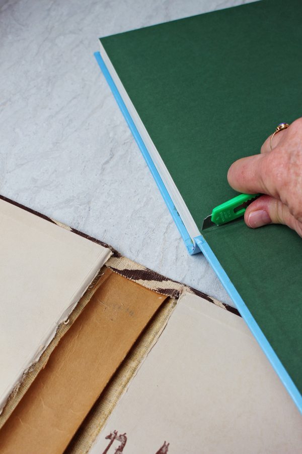 Cute DIY Purse from a Book Cover | Welcome To Nana's