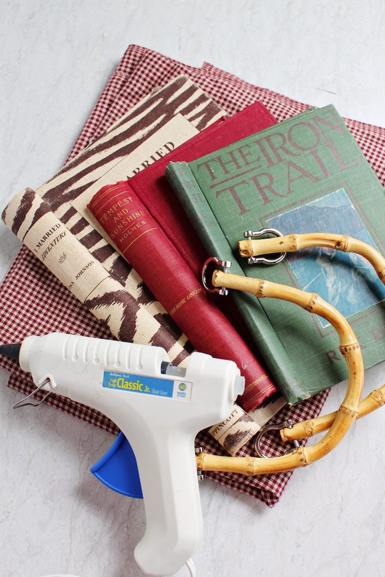 Cute DIY Purse from a Book Cover | Welcome To Nana's