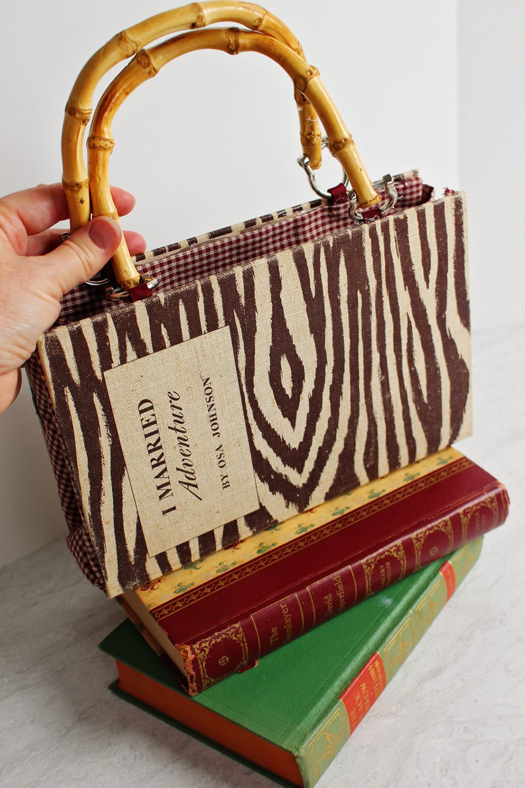 Cute DIY Purse from a Book Cover - Welcome To Nana's