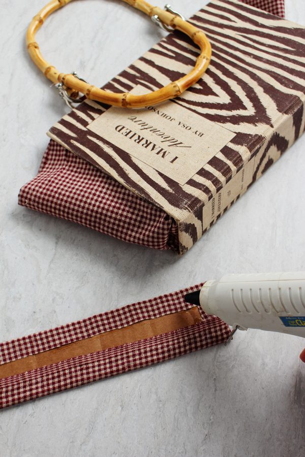 Cute DIY Purse from a Book Cover - Welcome To Nana's