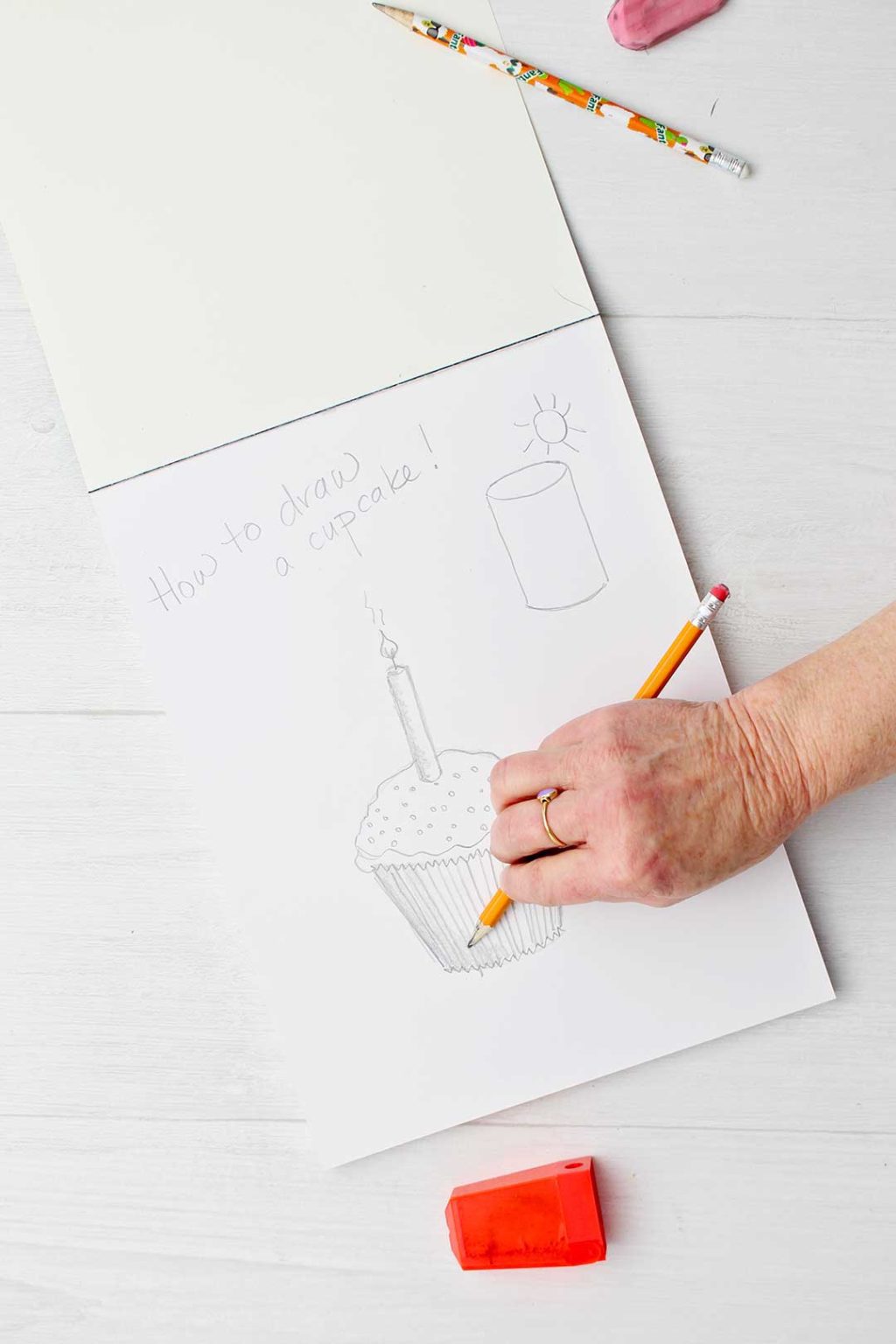 How to Draw a Cupcake | Welcome To Nana's