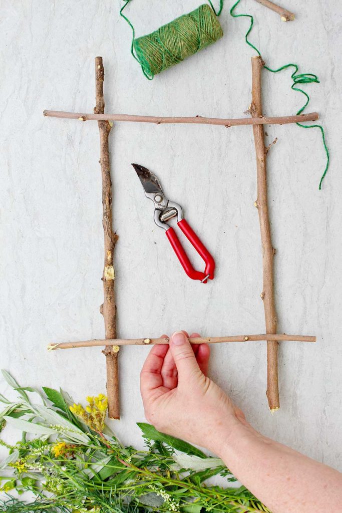 2 Ways of Nature Weaving with Kids | Welcome To Nana's