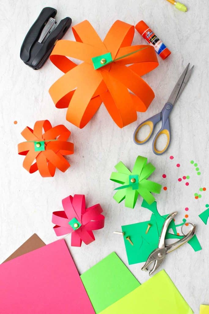 How to Make a Paper Strip Pumpkin Craft | Welcome To Nana's