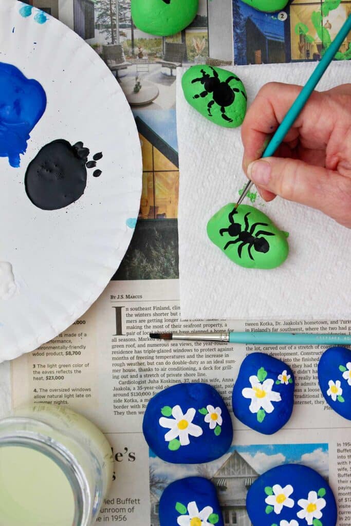 Make an Outdoor 2 Player Tic-Tac-Toe Game with Rocks | Welcome To Nana's