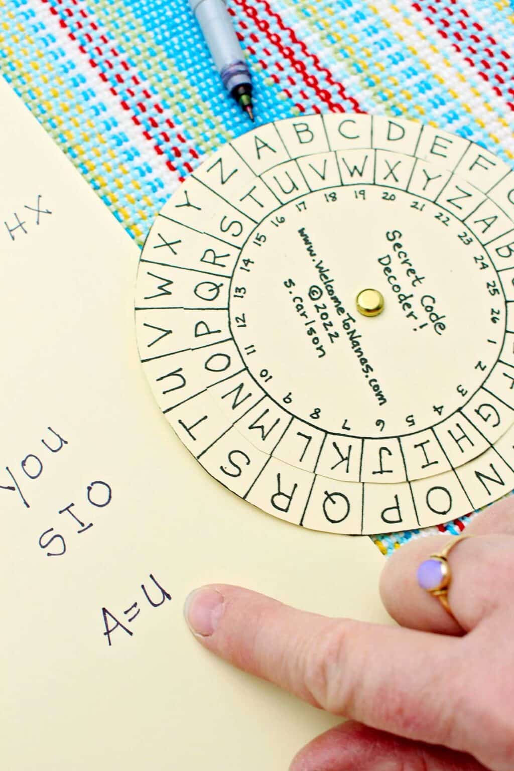 Printable DIY Secret Message Decoder Wheel for Kids | Welcome To Nana's