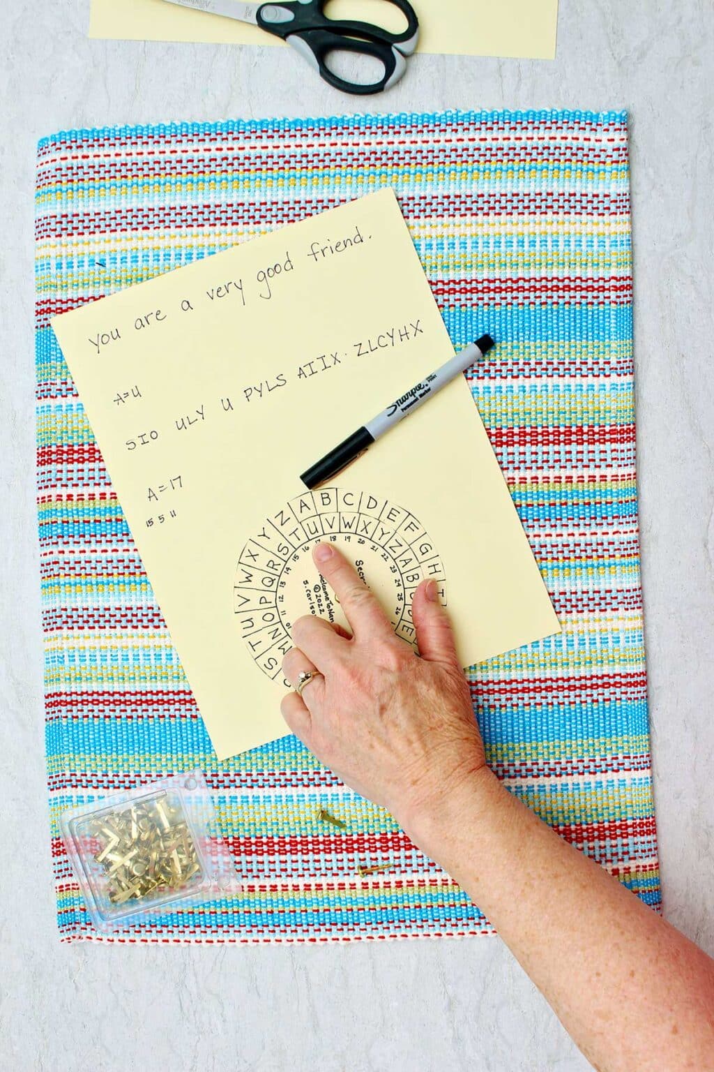 Printable DIY Secret Message Decoder Wheel for Kids | Welcome To Nana's