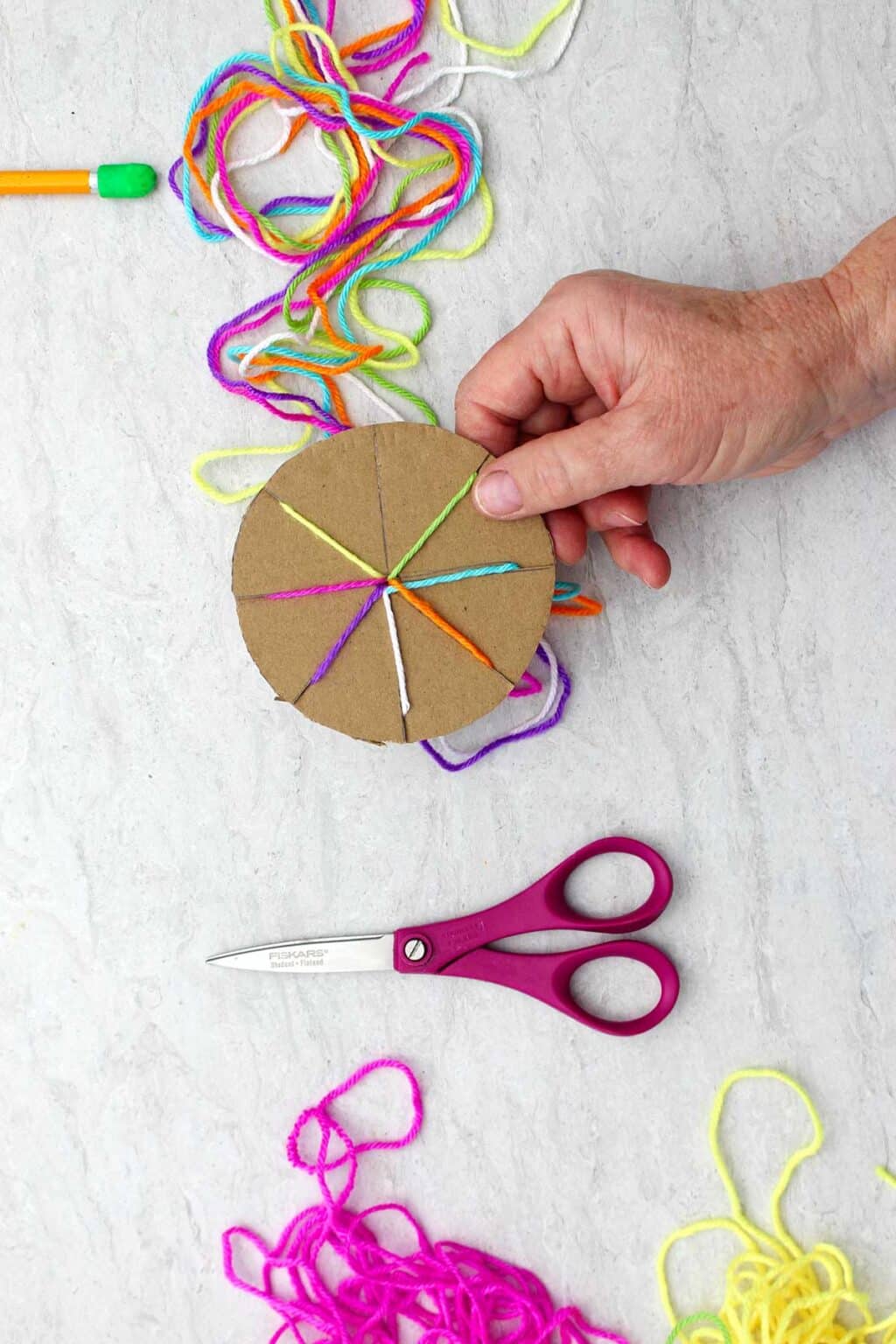 Easy Round Friendship Bracelet Pattern with a Cardboard Loom | Welcome ...