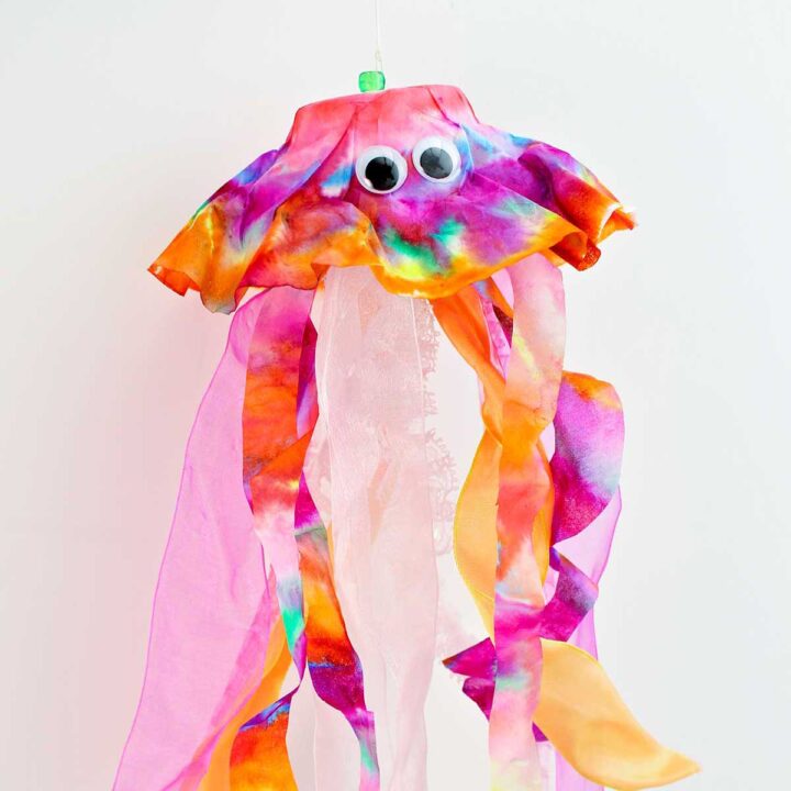 Easy Coffee Filter Jellyfish Craft (Simple for Kids!) | Welcome To Nana's