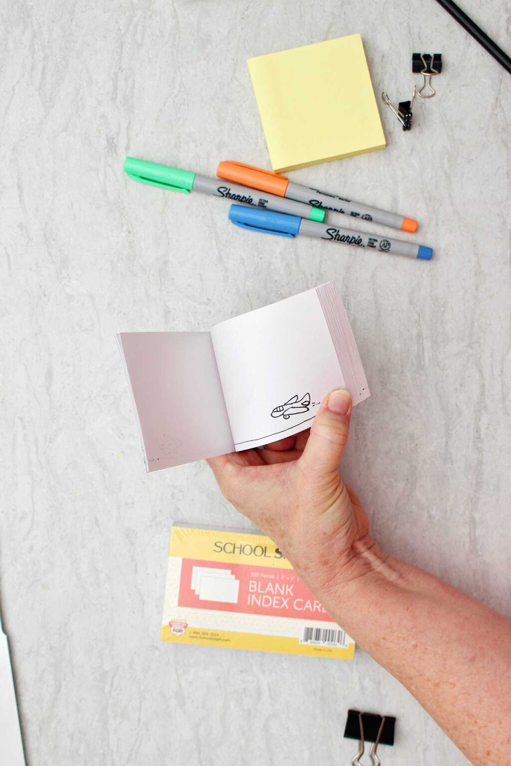 How to Make a Flip Book with Index Cards | Welcome To Nana's