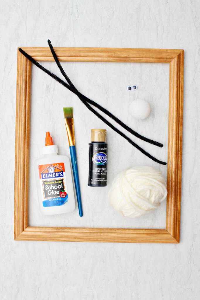 DIY Spider Web Craft with Yarn for Halloween | Welcome To Nana's