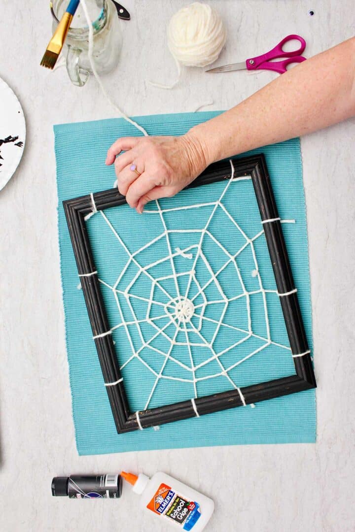 DIY Spider Web Craft with Yarn for Halloween | Welcome To Nana's
