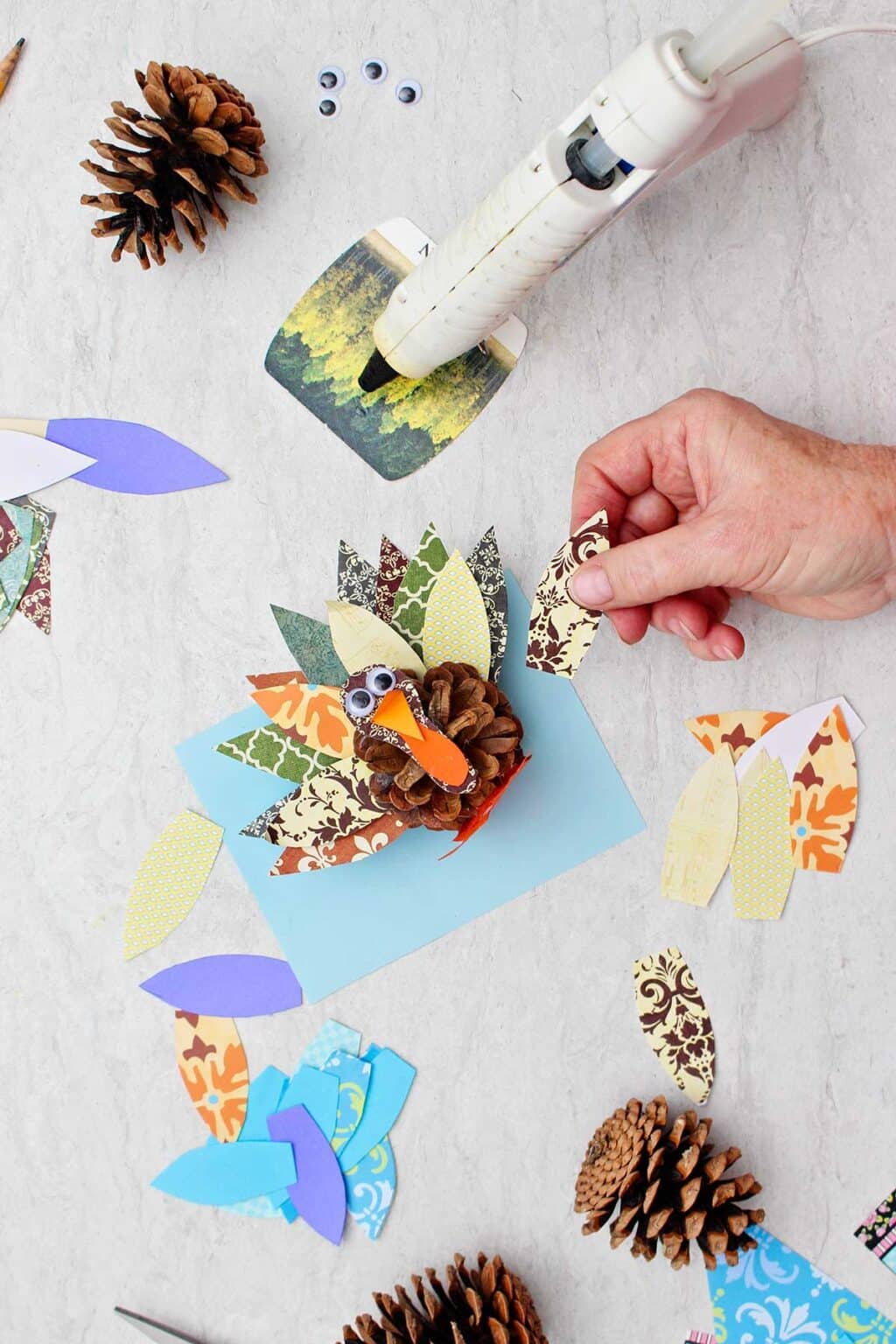 How to Make a Pinecone Turkey for Thanksgiving | Welcome To Nana's