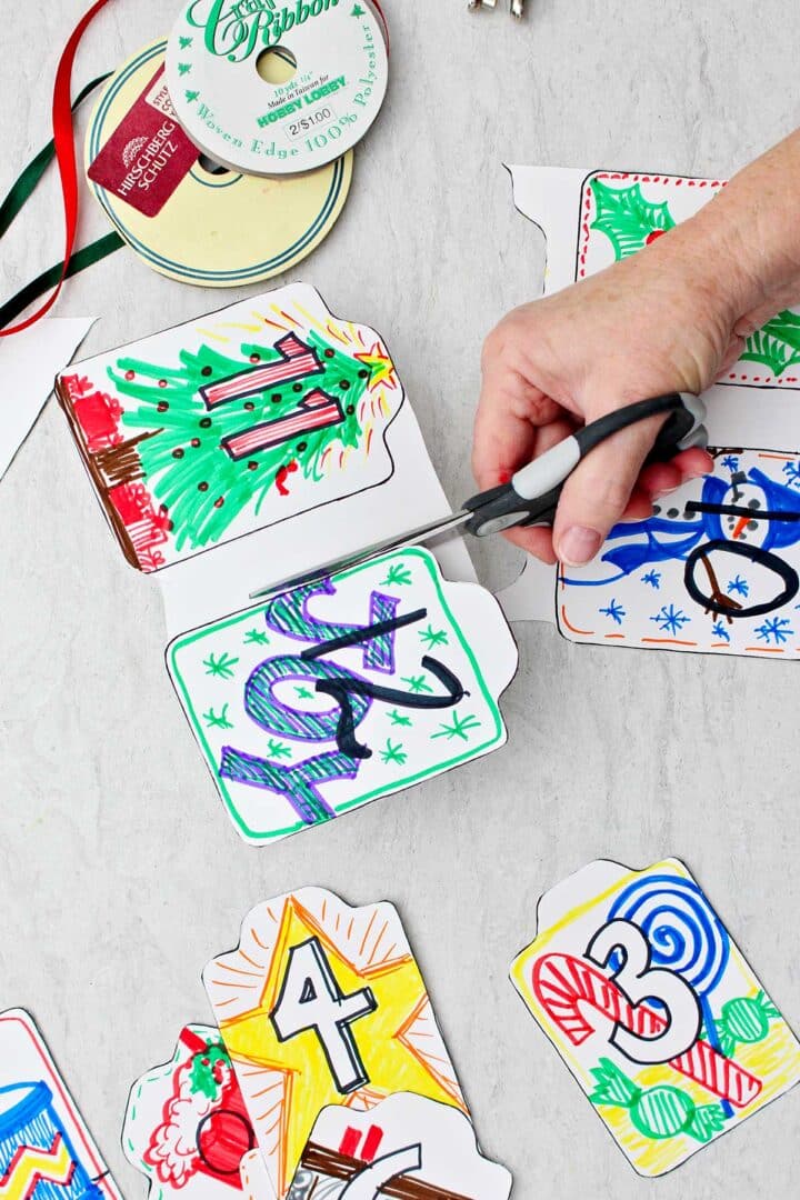 Make a Kindness Christmas Countdown Calendar for Kids (Free Printable ...