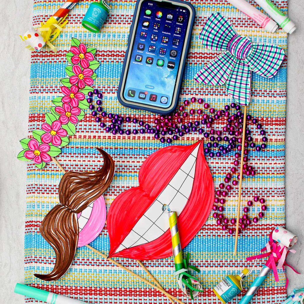 DIY Photo Booth Props Activity for Kids (Free Printable) | Welcome To ...