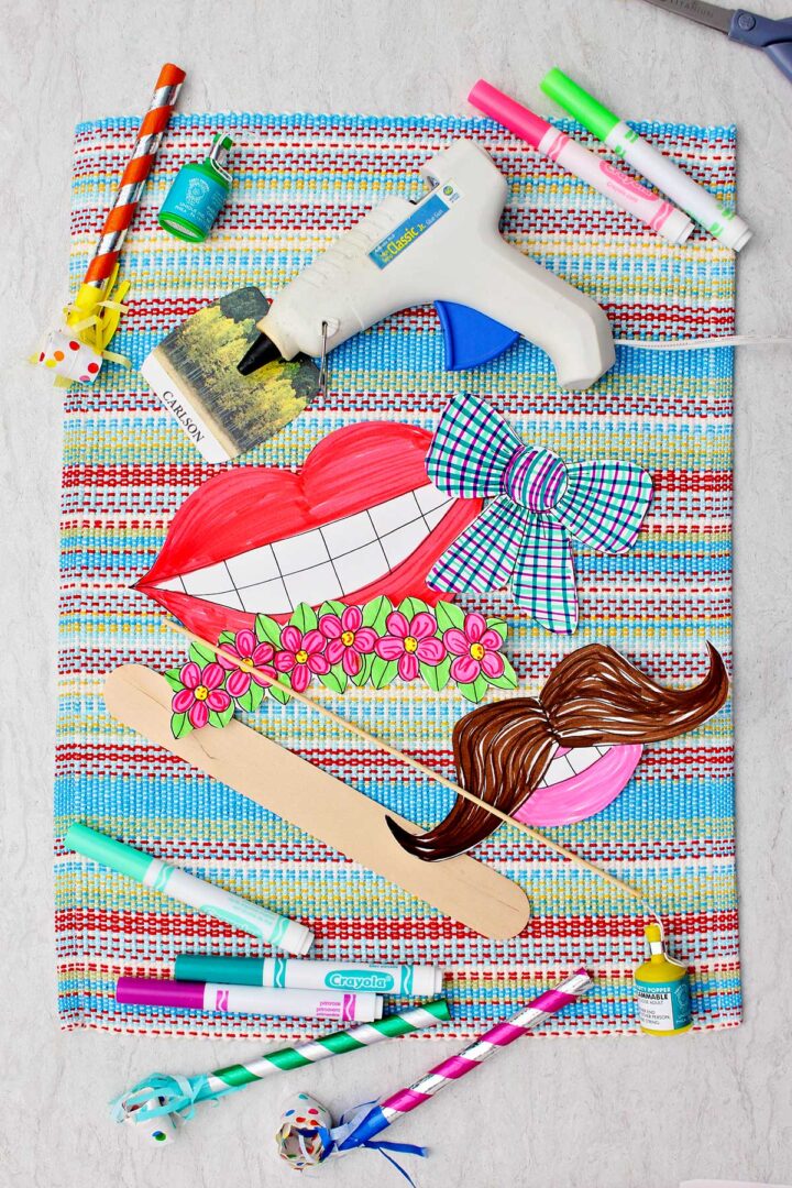 DIY Photo Booth Props Activity for Kids (Free Printable) | Welcome To ...
