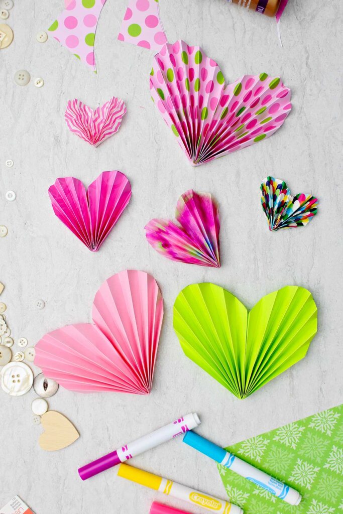 Make Easy Paper Accordion Heart Valentines | Welcome To Nana's