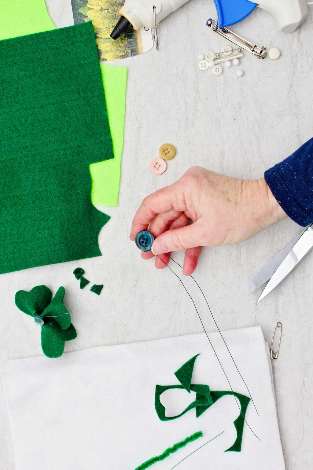Felt Shamrock Craft for St Patrick's Day | Welcome To Nana's