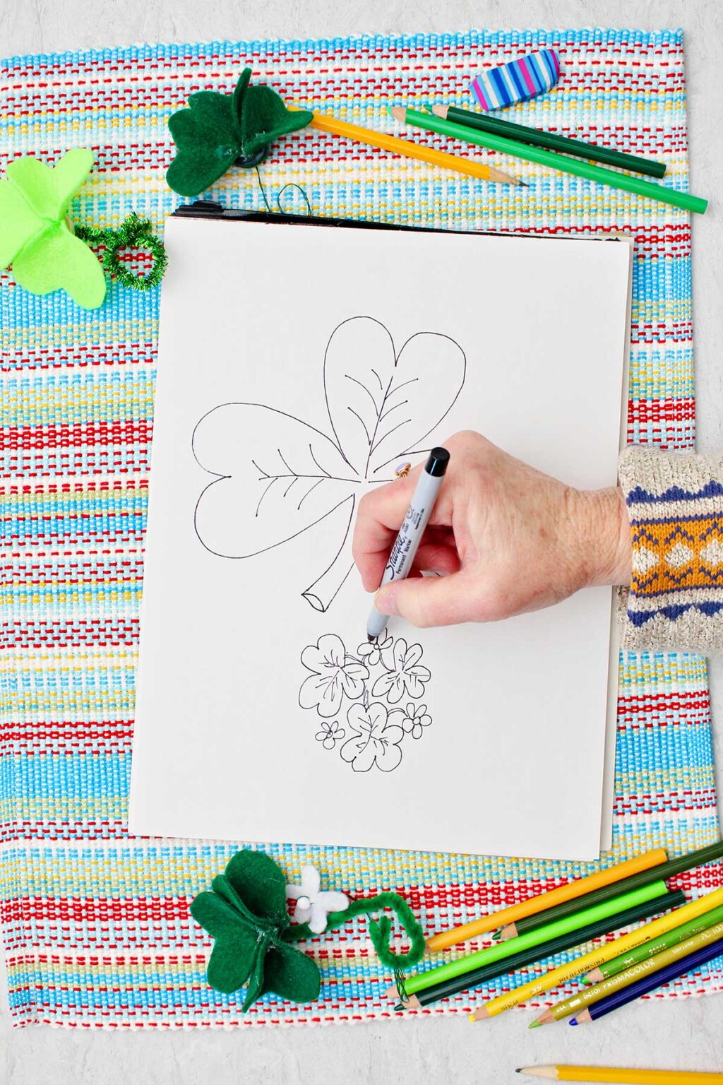 How to Draw a Shamrock for St Patrick's Day | Welcome To Nana's