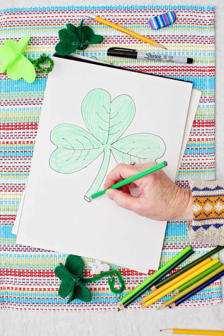 How to Draw a Shamrock for St Patrick's Day | Welcome To Nana's