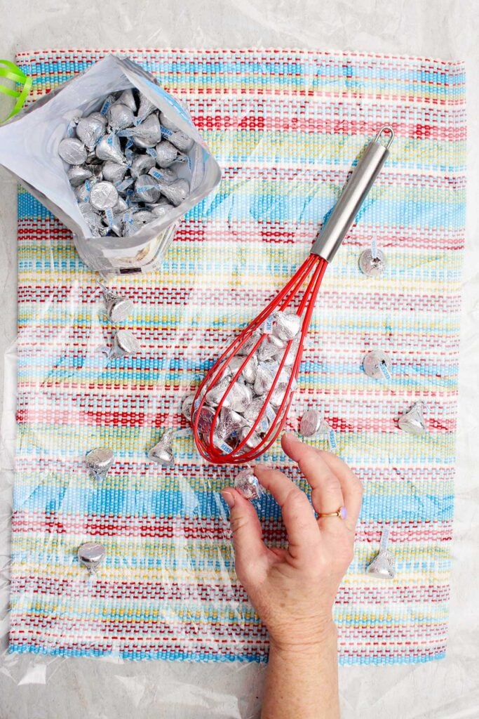 Easy DIY Teacher Xmas Gift: Whisk & Hershey Kisses | Welcome To Nana's